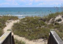 Ocean Front & Ocean View - Spinnaker's Reach Realty