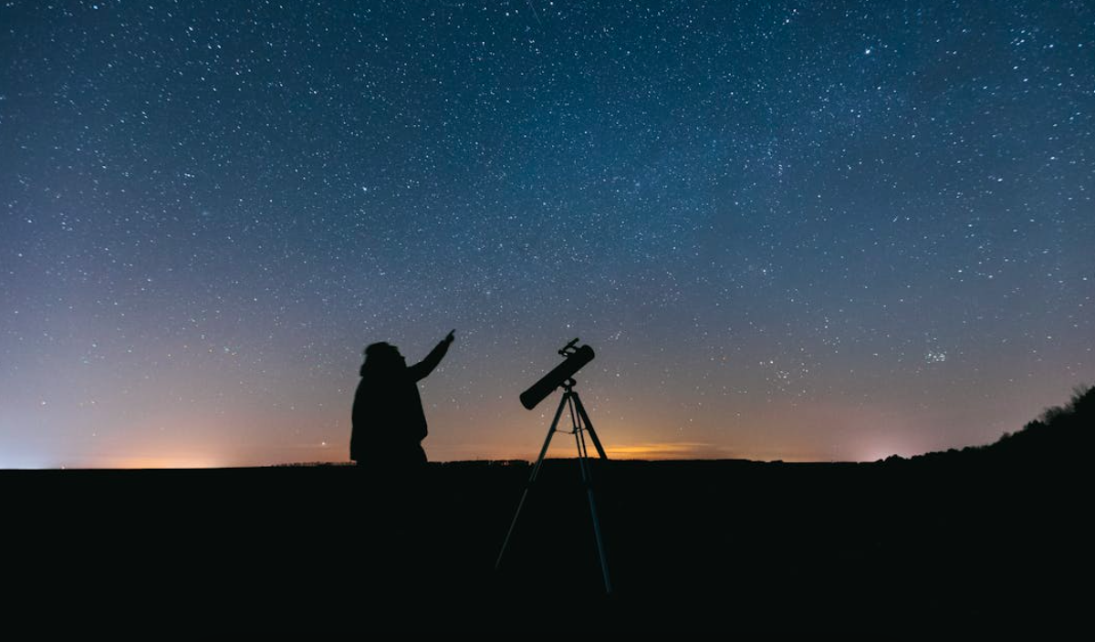 Astral Marvels: Stargazing in Cape Lookout and Emerald Isle - Spinnaker ...